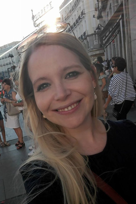 Sandra Issel-Dombert :: Hislecdiac